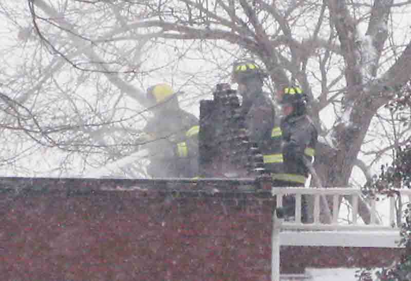 Fire damages Belpre home | News, Sports, Jobs - News and Sentinel